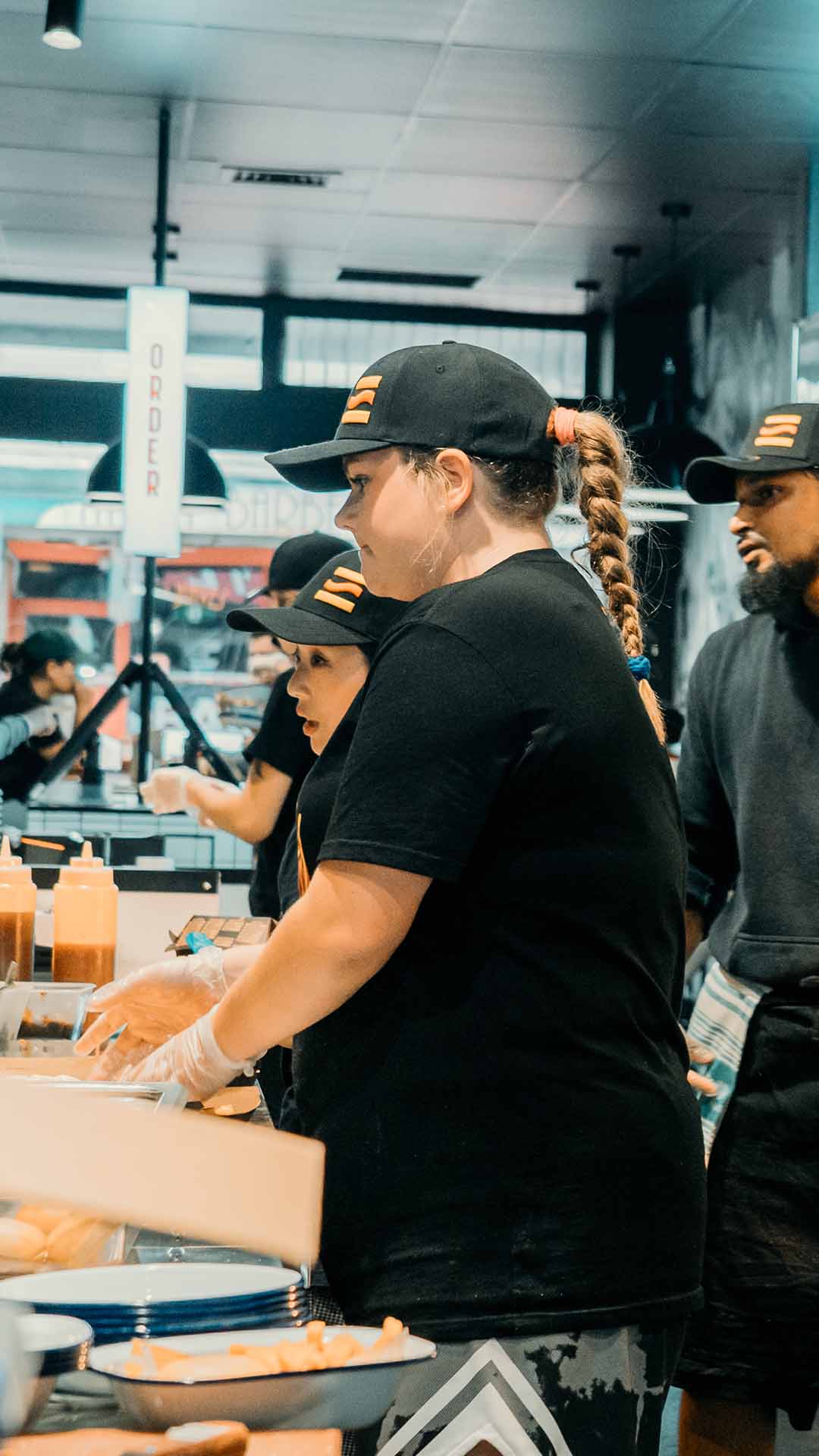 RE Burger 🤤 Crave-worthy street food, freshly made